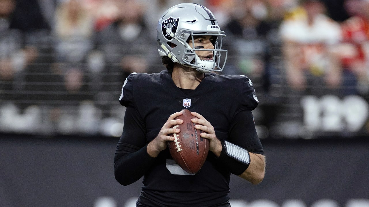 Broncos signing QB Jarrett Stidham to two-year, $10 million contract