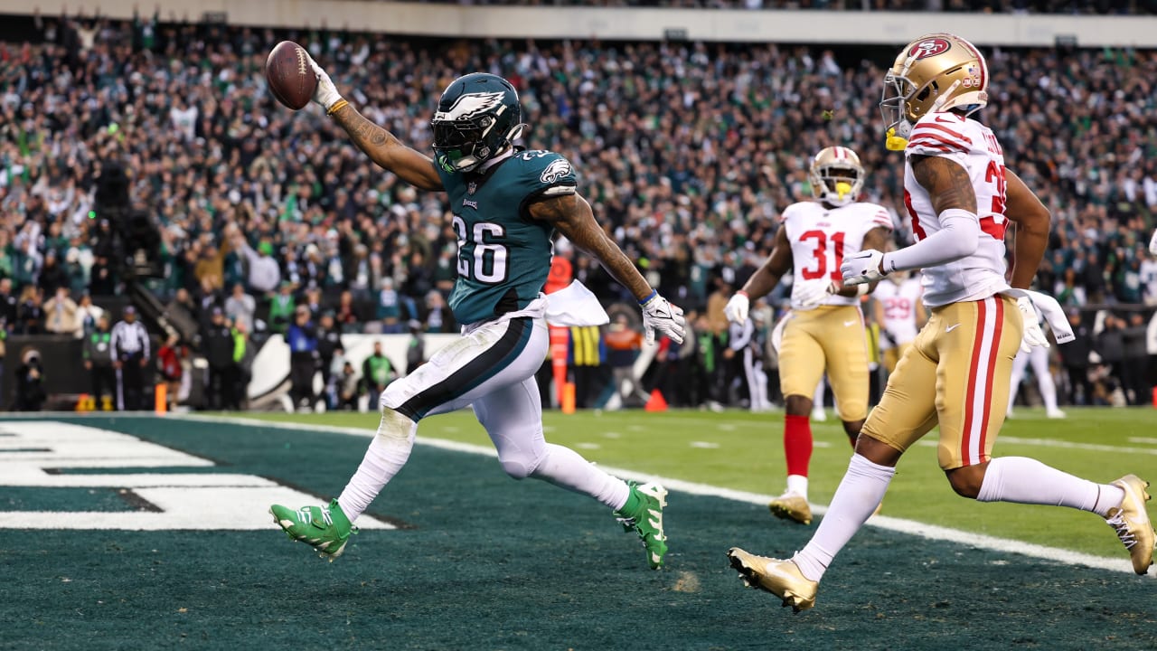 Philadelphia Eagles running back Miles Sanders races toward left ...