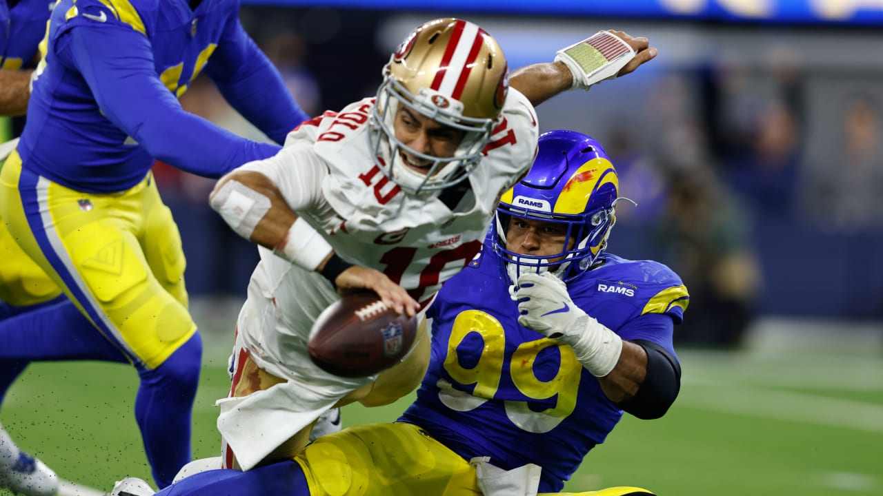 Can't-Miss Play: Los Angeles Rams defensive lineman Aaron Donald ...