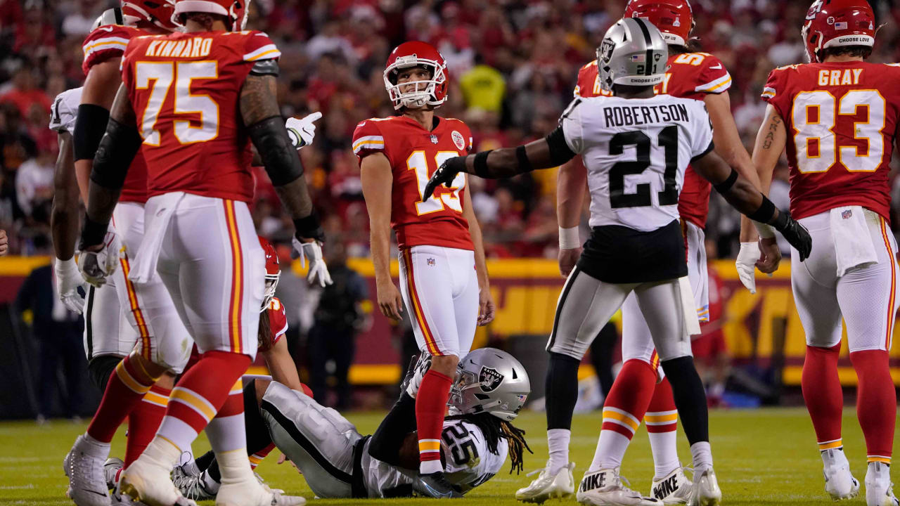 Kansas City Chiefs kicker Matthew Wright matches his last name on wide ...