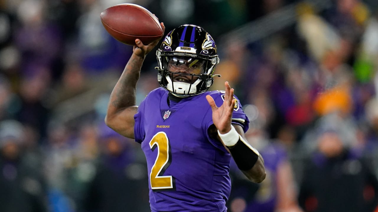 Baltimore Ravens quarterback Tyler Huntley's best plays in 4-TD game ...