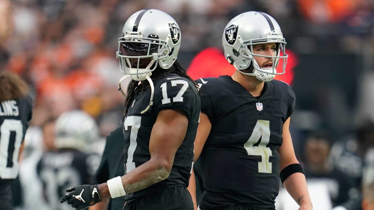 Raiders WR Davante Adams on Derek Carr benching: He’s the ‘reason I came here in the first place’