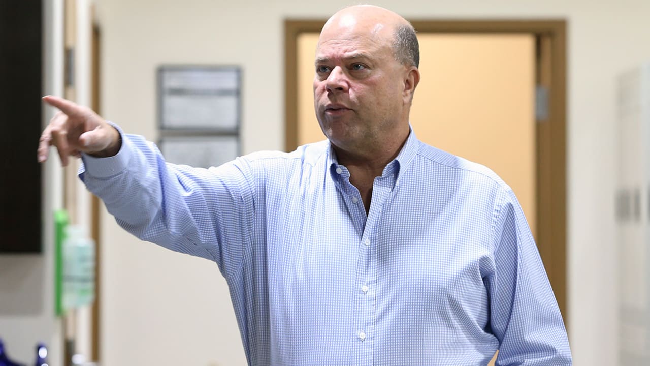 David Tepper emerging as favorite to buy Panthers