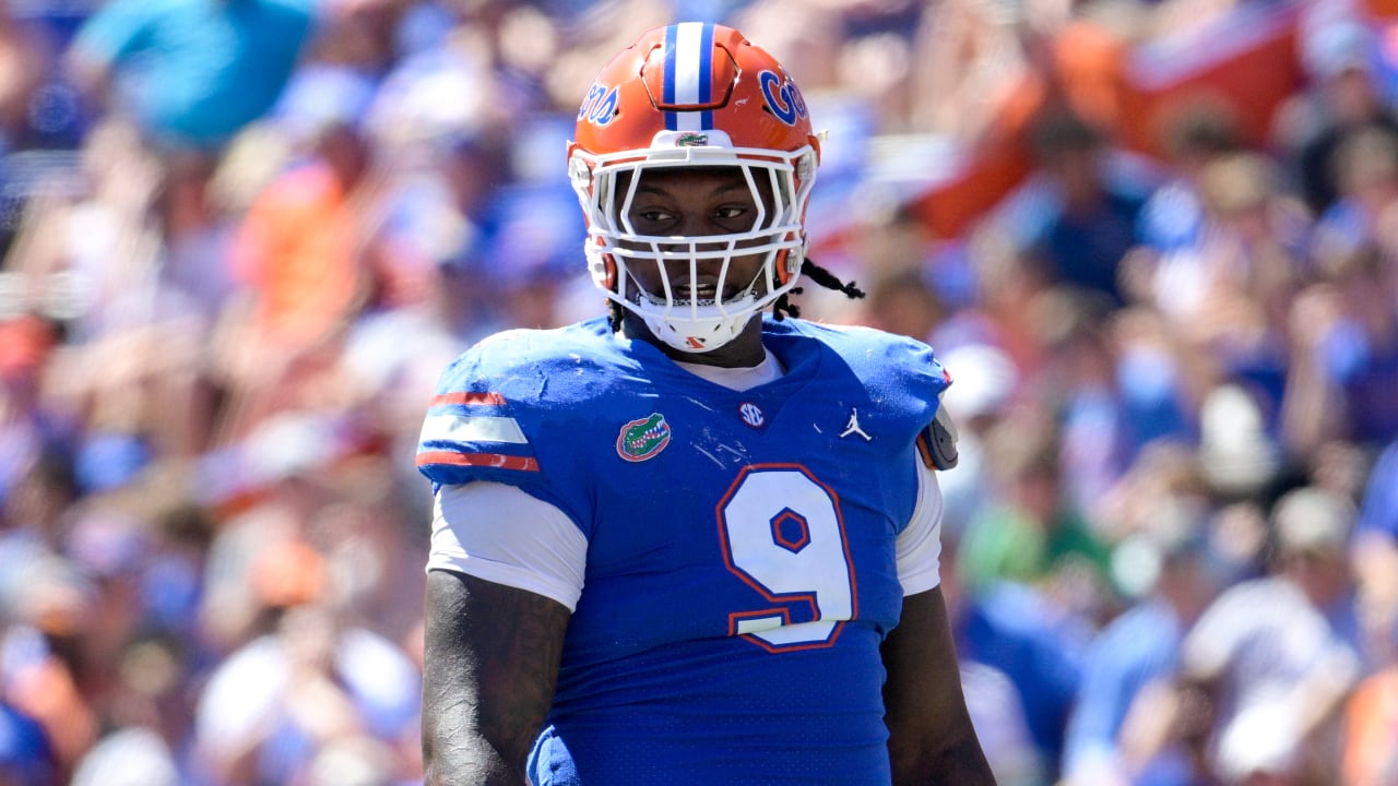 Chicago Bears select defensive tackle Gervon Dexter Sr. with No. 53 ...