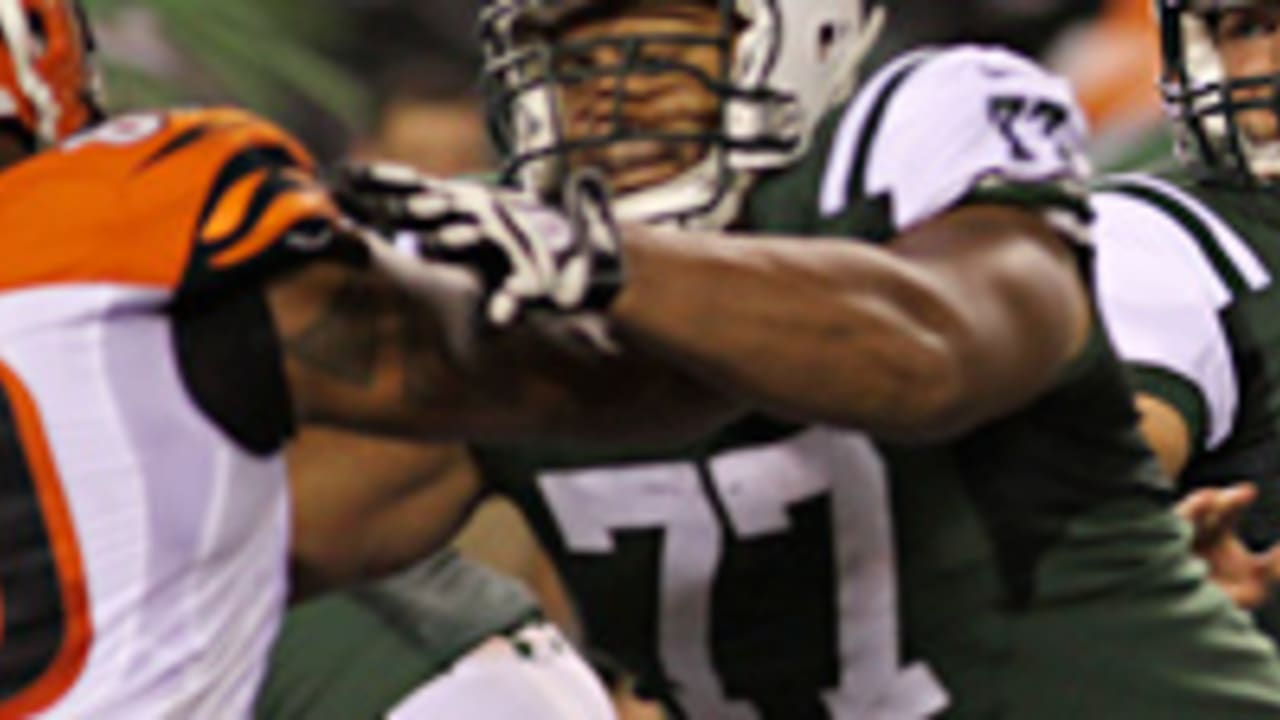 Austin Howard of Jets out to prove he's a starting right tackle