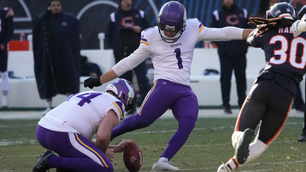 Minnesota Vikings kicker Greg Joseph connects on 50-yard FG vs. Chicago ...