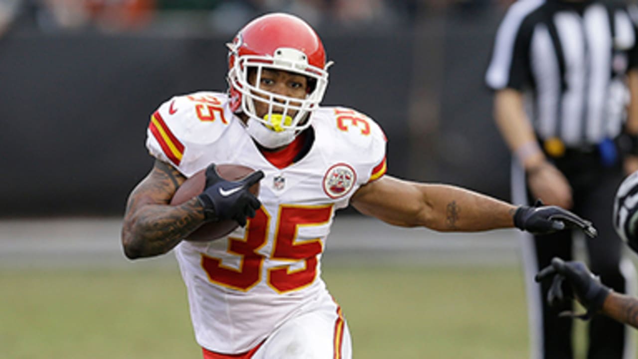 Top 25 ranked fantasy players for Week 16