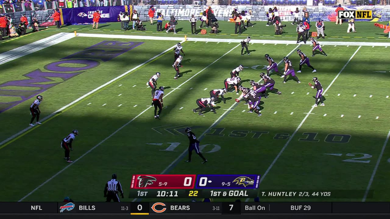 Atlanta Falcons cornerback A.J. Terrell reads screen play to perfection ...