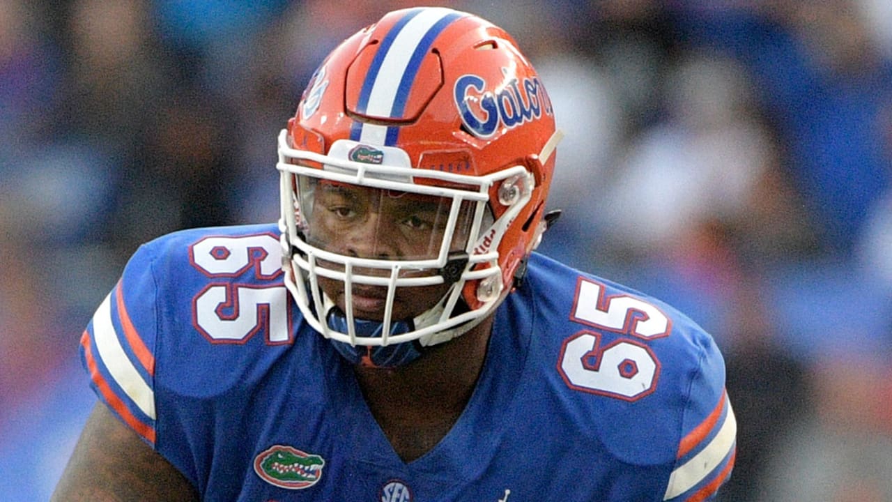 Jaguars trade up to draft tackle Jawaan Taylor