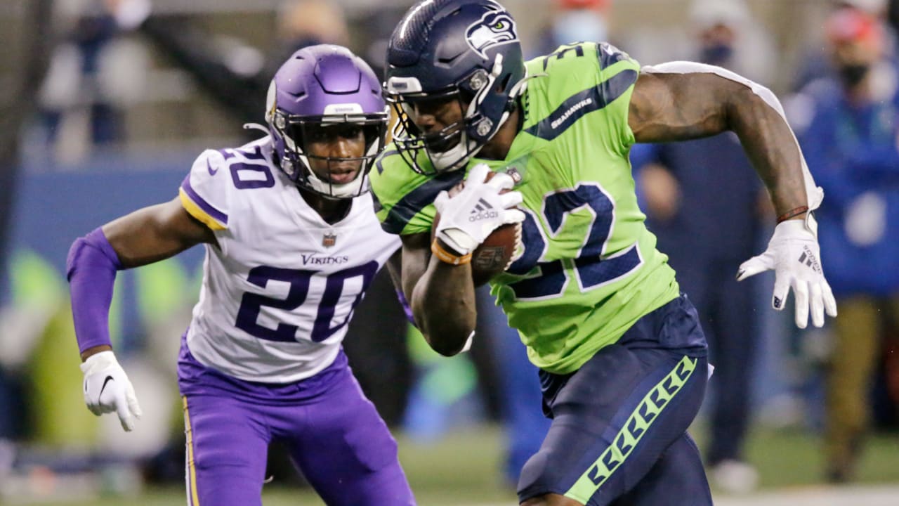 Can't-Miss Play: Seattle Seahawks running back Chris Carson enters ...