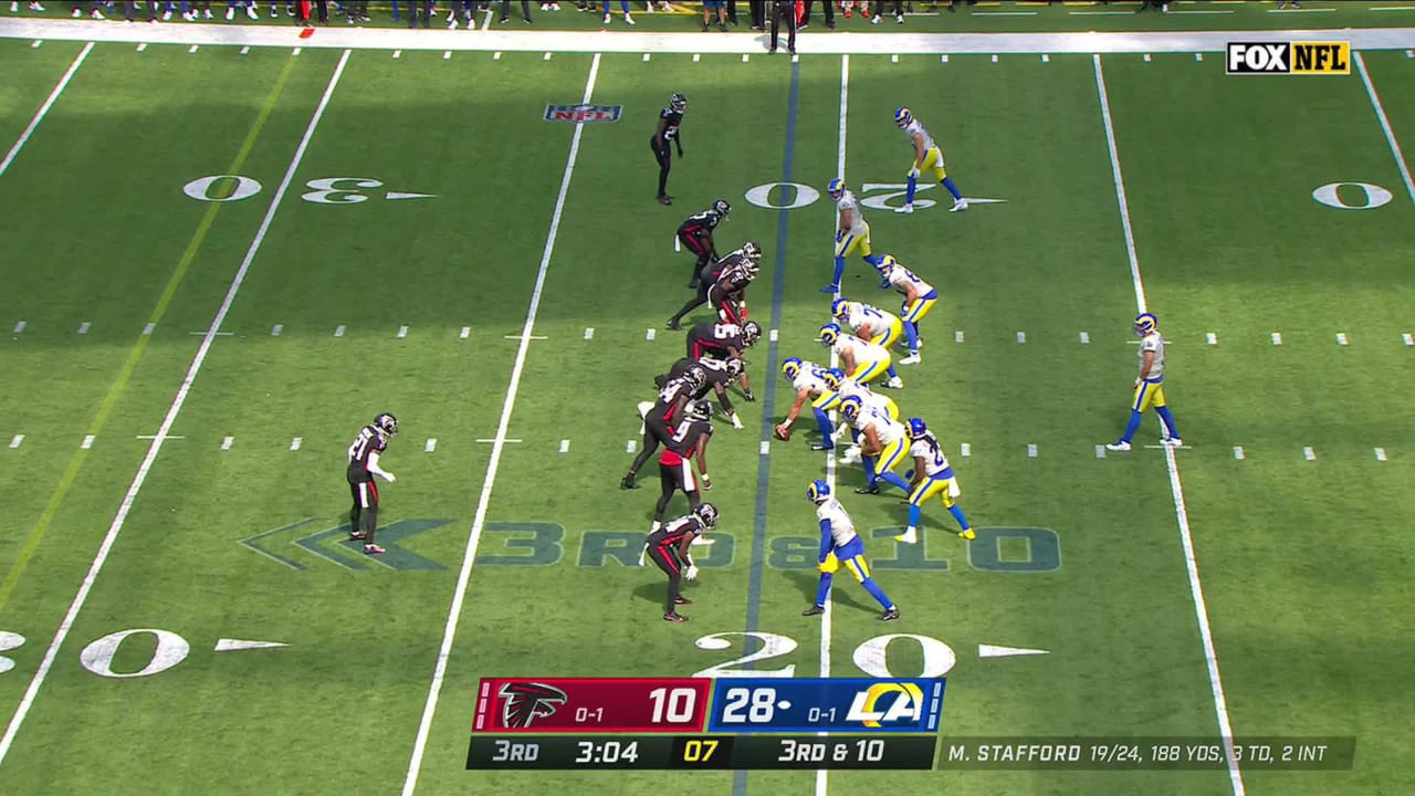 Los Angeles Rams wide receiver Allen Robinson shakes a Falcons ...
