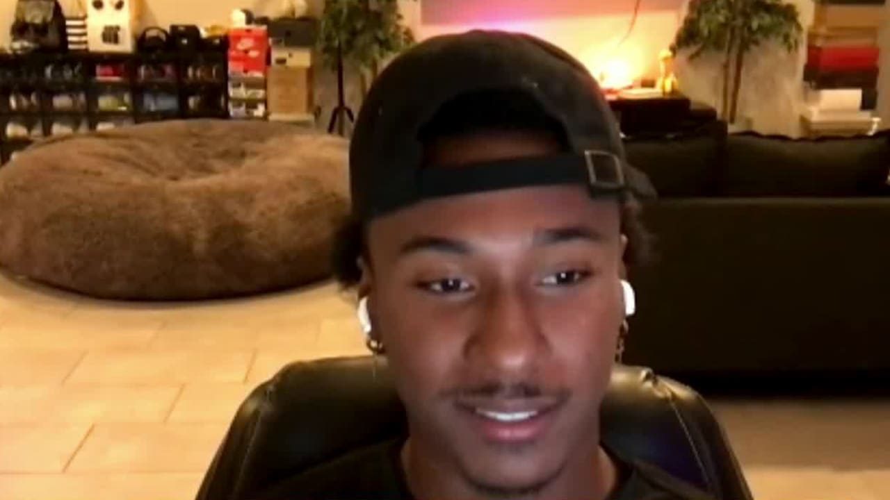 FaZe Clan Member Donald De La Haye aka Deestroying explains how he uses ...