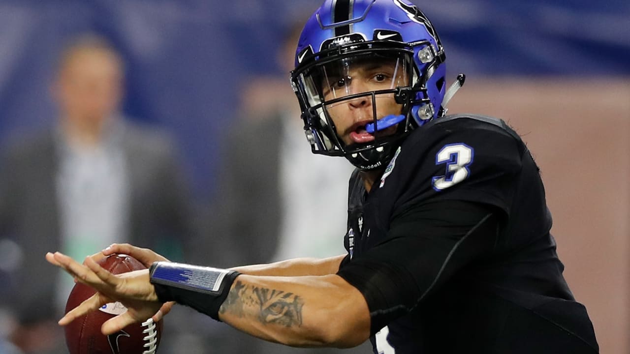 Undrafted QB Tyree Jackson stays in Buffalo with Bills