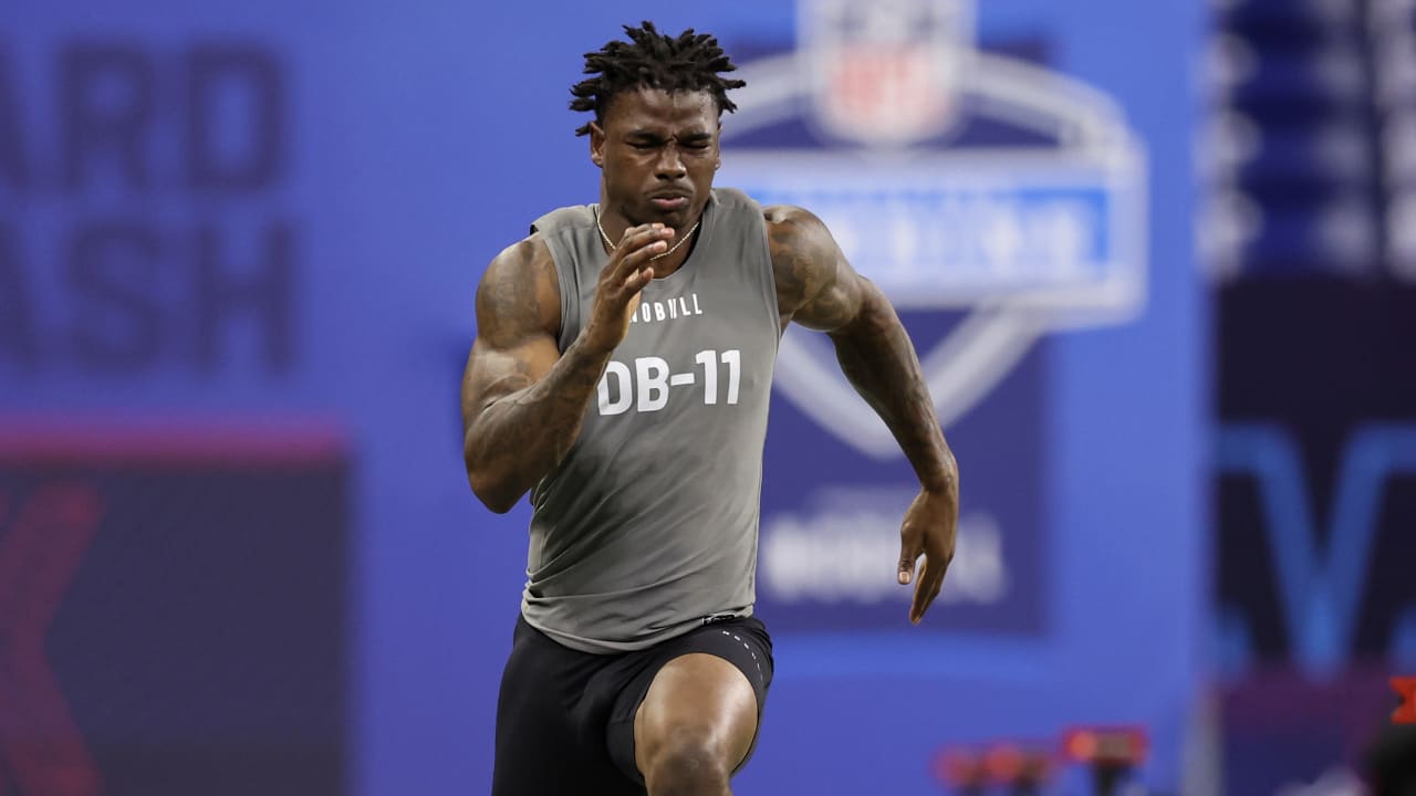 Cornerback Kei'Trel Clark runs official 4.42-second 40-yard dash at ...
