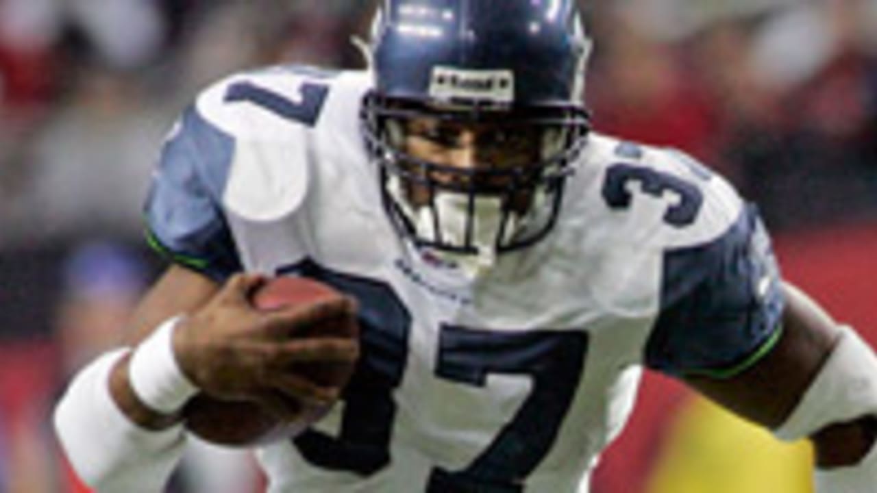 Shaun Alexander heads NFL Pro Hollywood Boot Camp