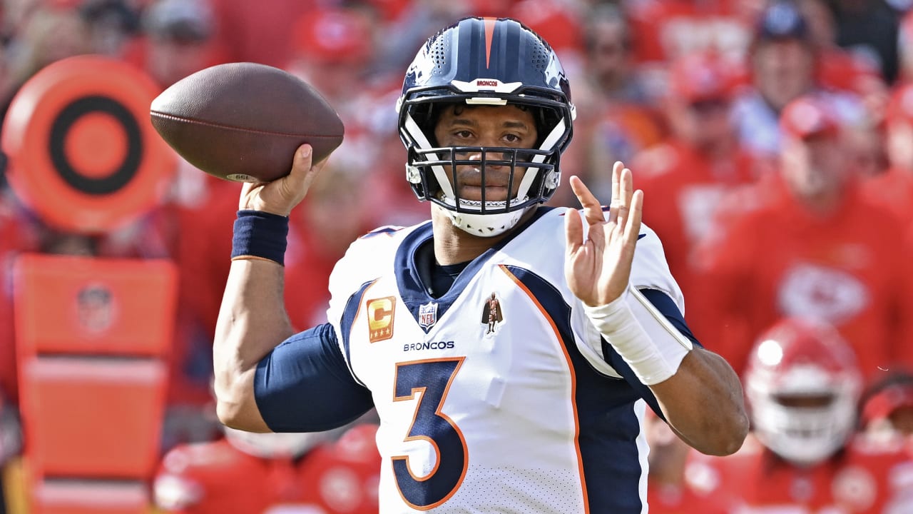 Best Denver Broncos quarterback Russell Wilson plays vs. Chiefs | Week 17