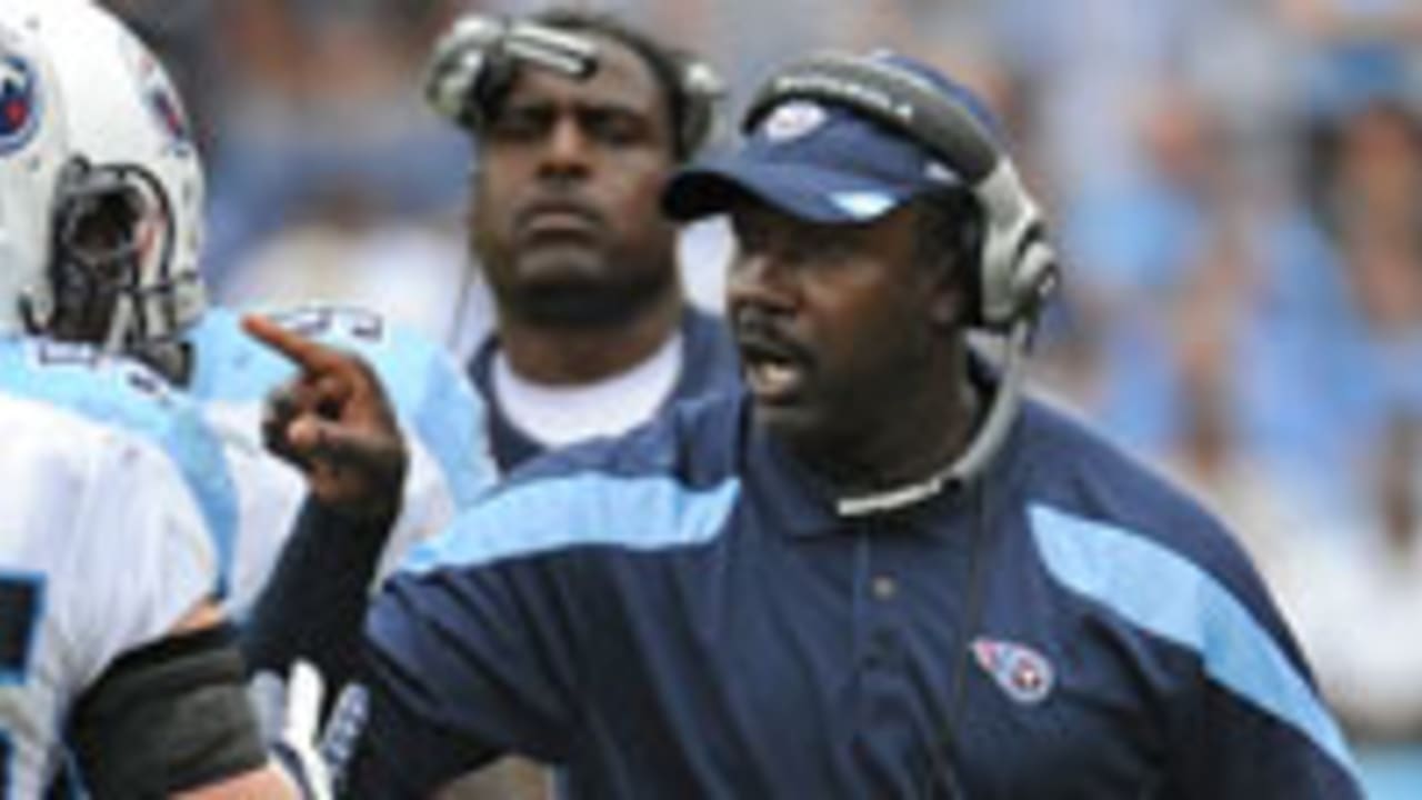 Titans' Jerry Gray reportedly calls refs 'Three Stooges'