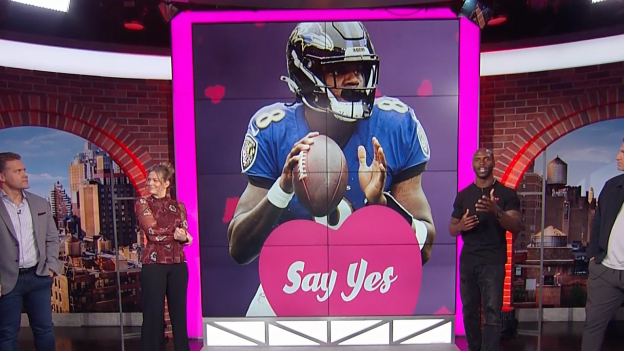 'GMFB’ crew’s customized, NFL-themed candy hearts for Valentine’s Day