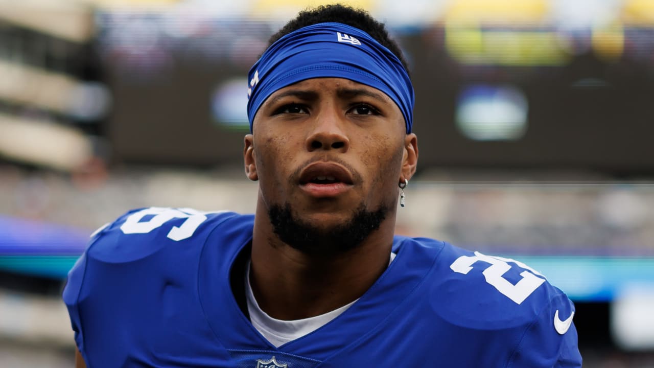 Giants GM Joe Schoen recently spoke with Saquon Barkley's ...