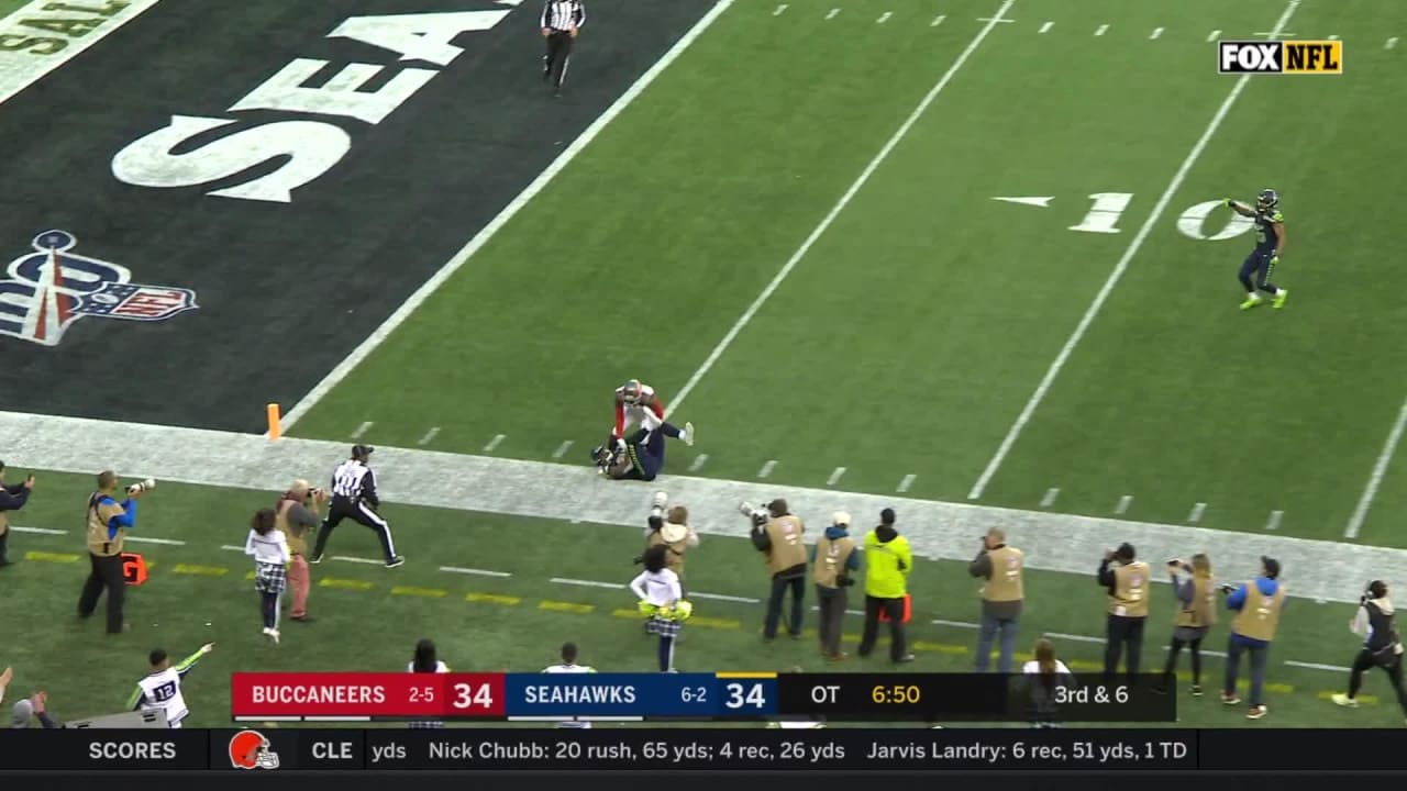 Russell Wilson delivers pinpoint back-shoulder strike to D.K. Metcalf ...