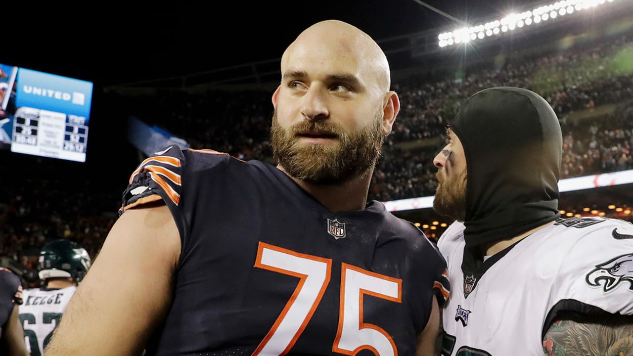 Bears guard Kyle Long 'stepping away' from football
