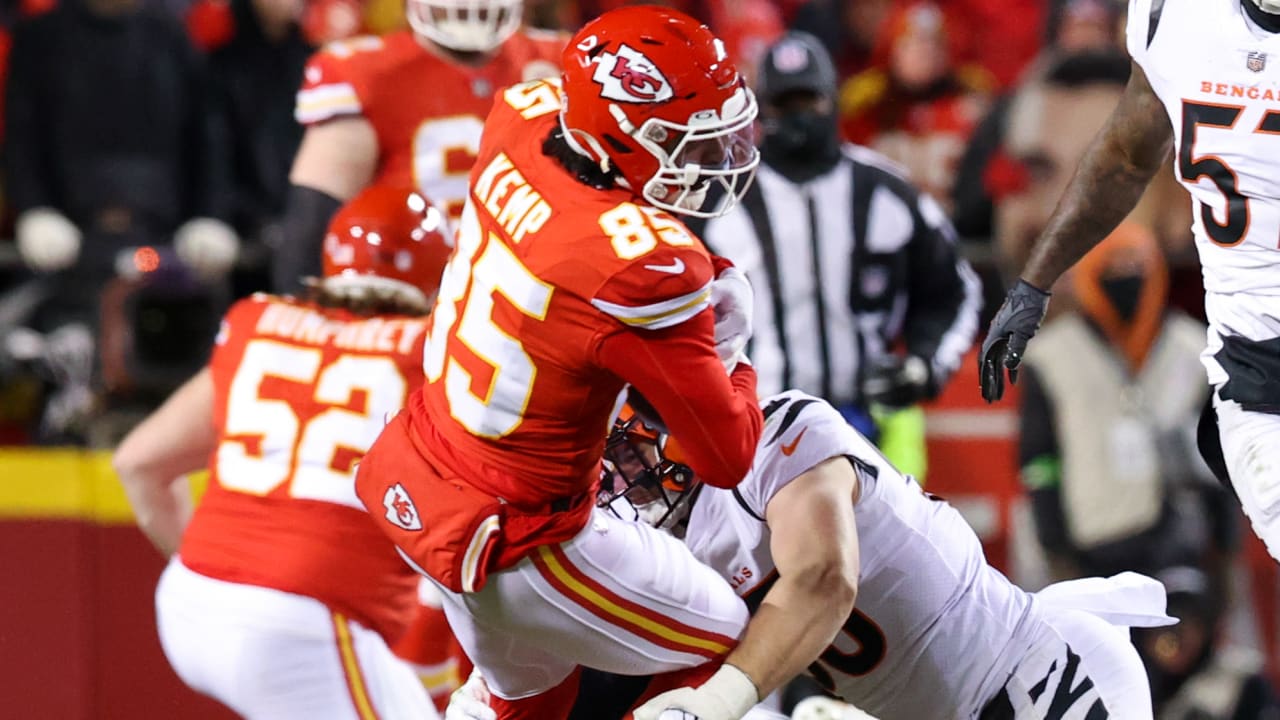 Kansas City Chiefs wide receiver Marcus Kemp's first catch of season ...