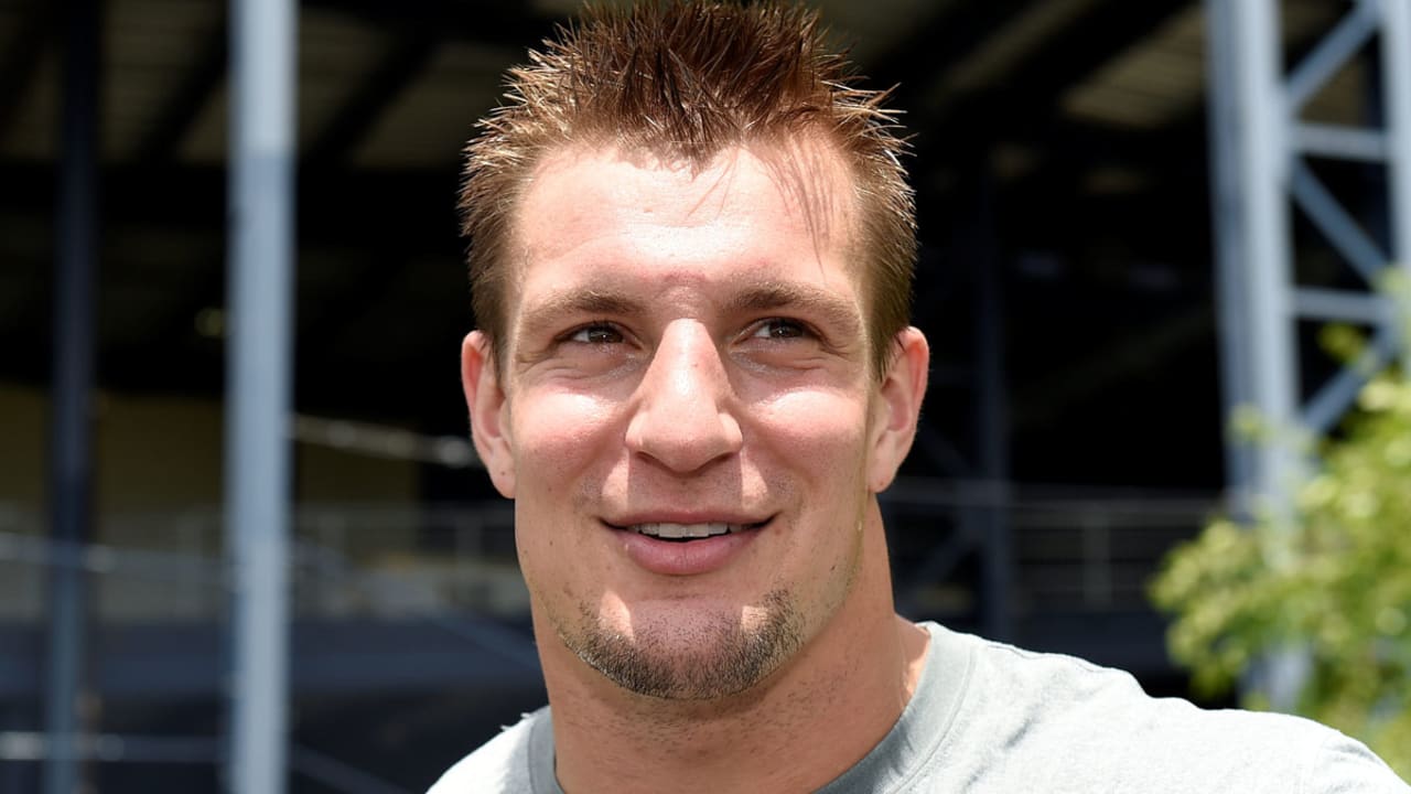 Gronkowski says he's only read 80 percent of his book
