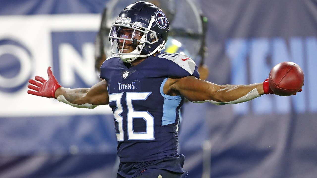 Tennessee Titans linebacker David Long's hit jars ball free for Titans ...