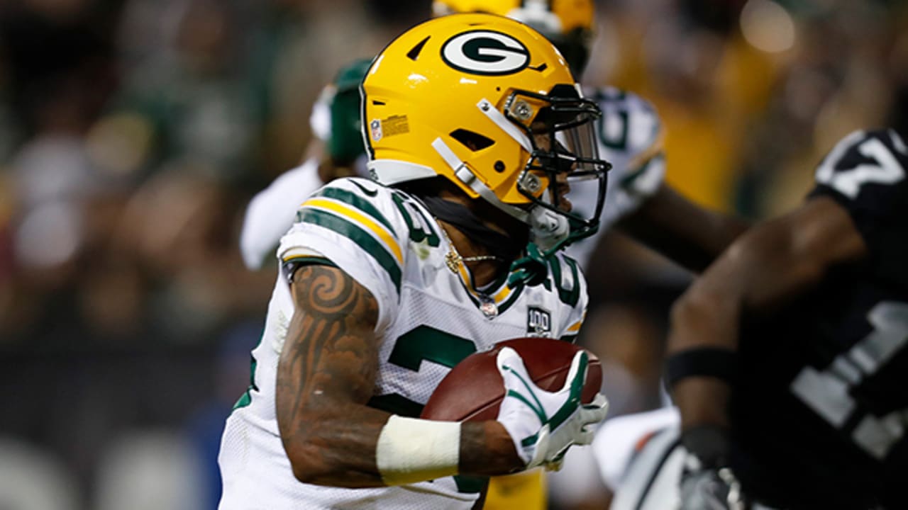 Jaire Alexander shows big-time vertical leap on INT