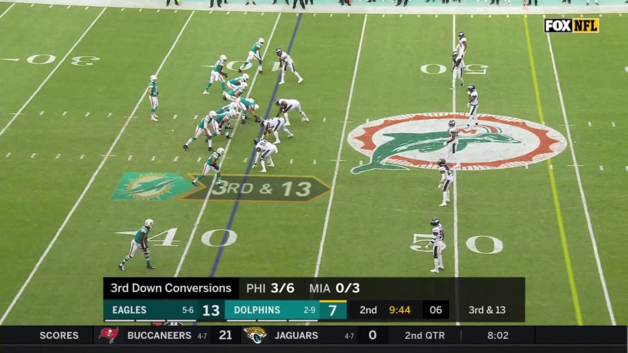 DeVante Parker or Randy Moss? WR Mosses CB again for 42-yard grab