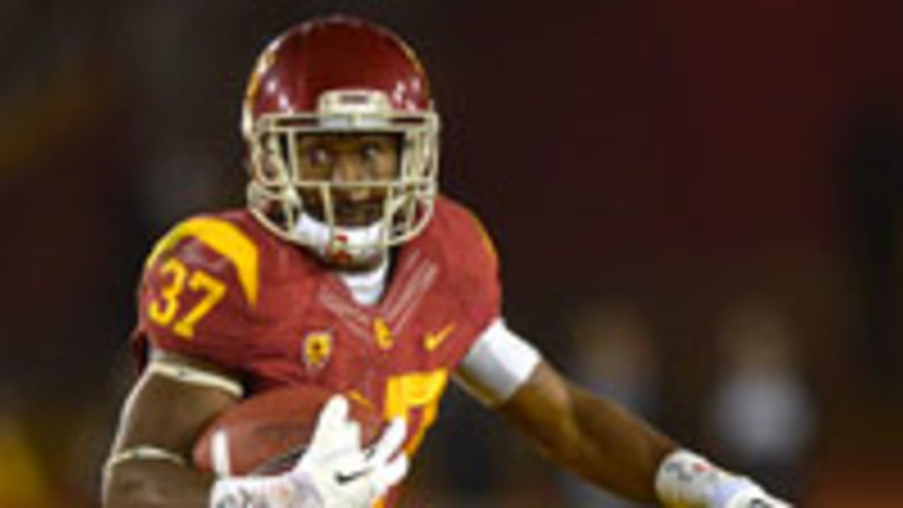 USC's Javorius Allen is compared to Titans' Bishop Sankey