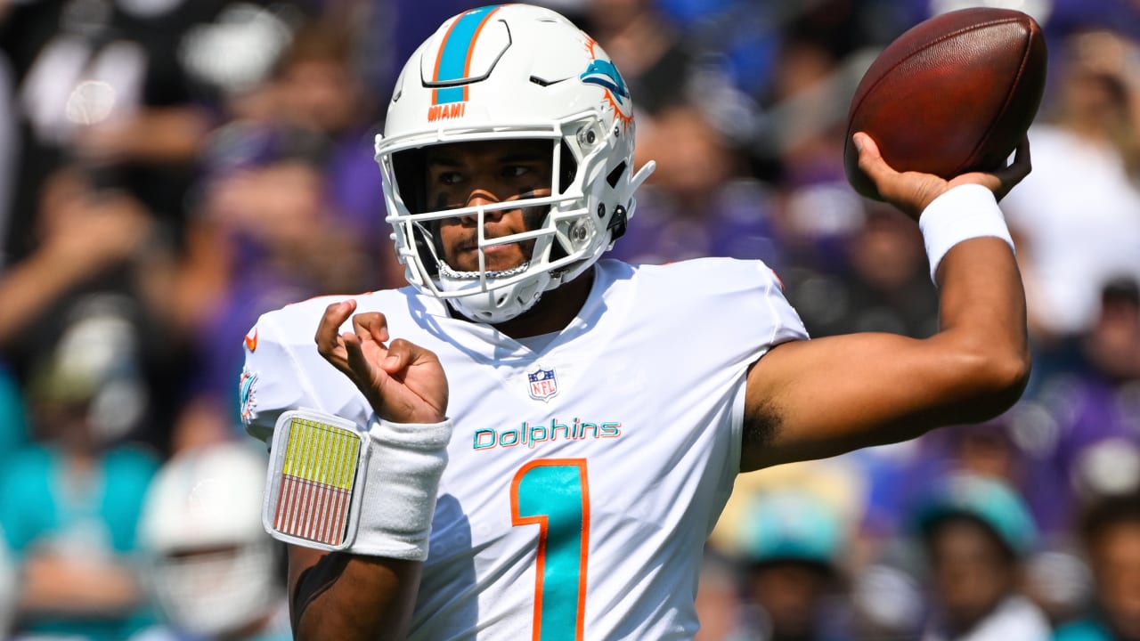 Can't-Miss Play: Miami Dolphins quarterback Tua Tagovailoa's launch codes hit wide receiver ...