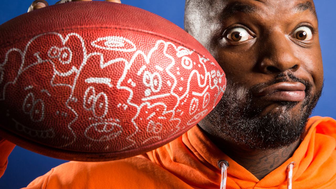 The Most Unique Autograph in the World Belongs to Martellus Bennett