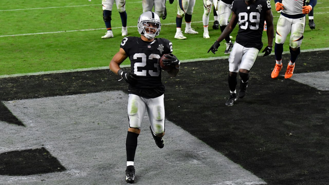 Las Vegas Raiders running back Devontae Booker punches in Raiders ...