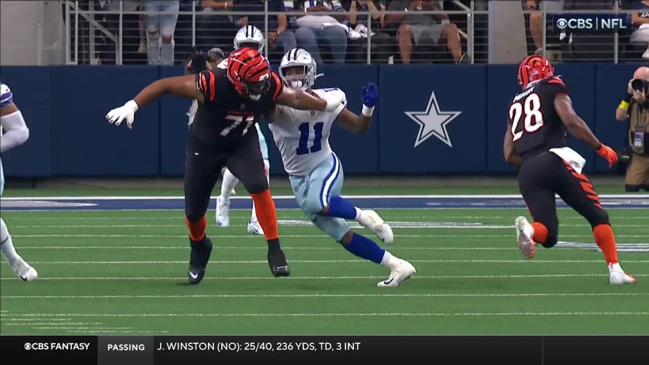 Dallas Cowboys linebacker Micah Parsons engulfs Cincinnati Bengals ...