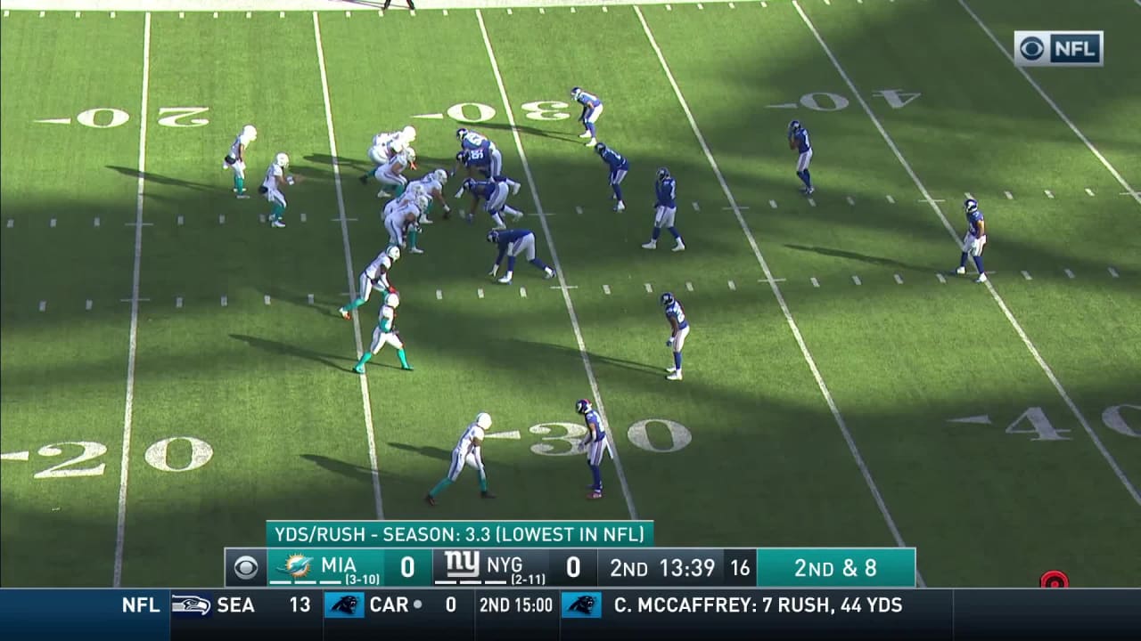 Fitzmagic! Fins QB channels Mike Vick with a wild 13-yard scramble