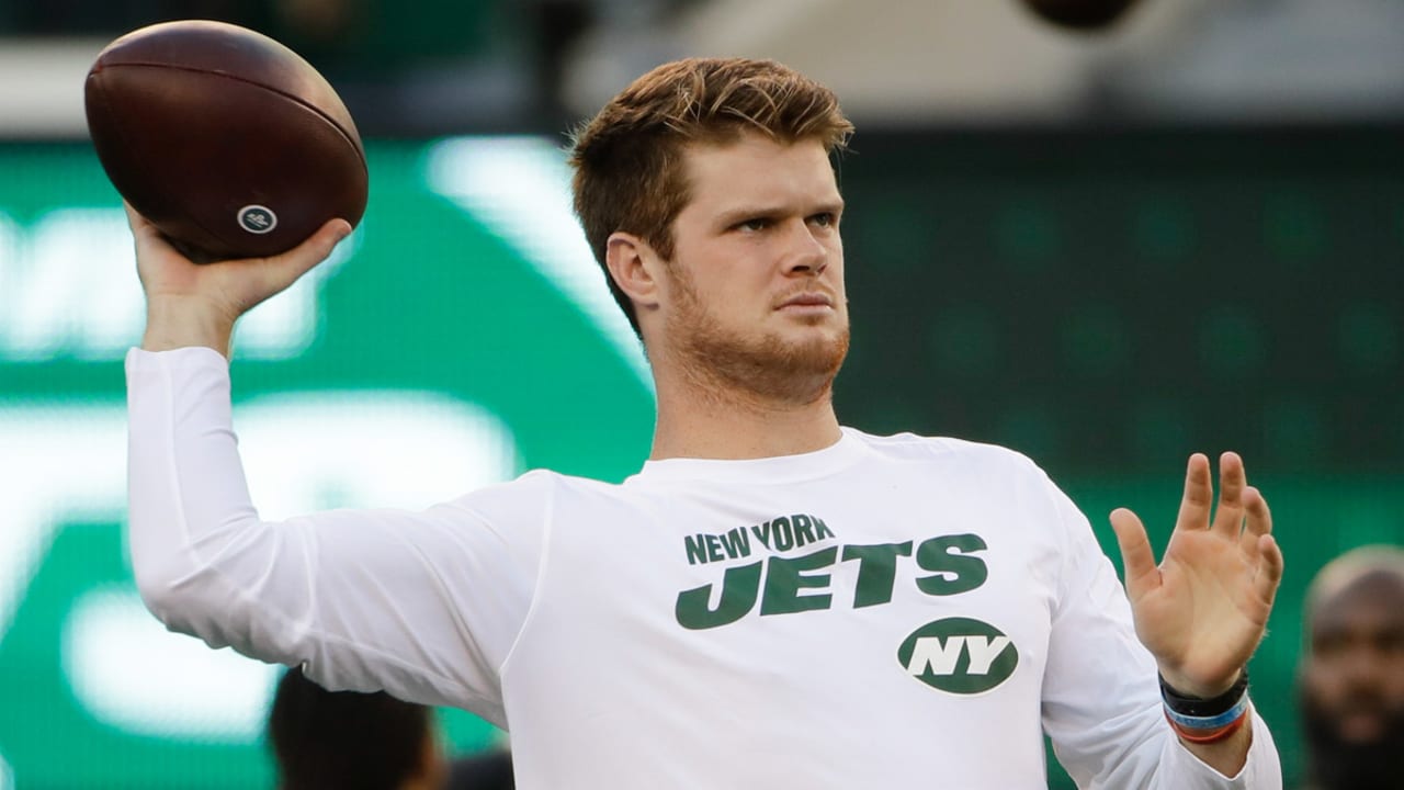 Bell: Jets can't expect Sam Darnold to be 'Superman'