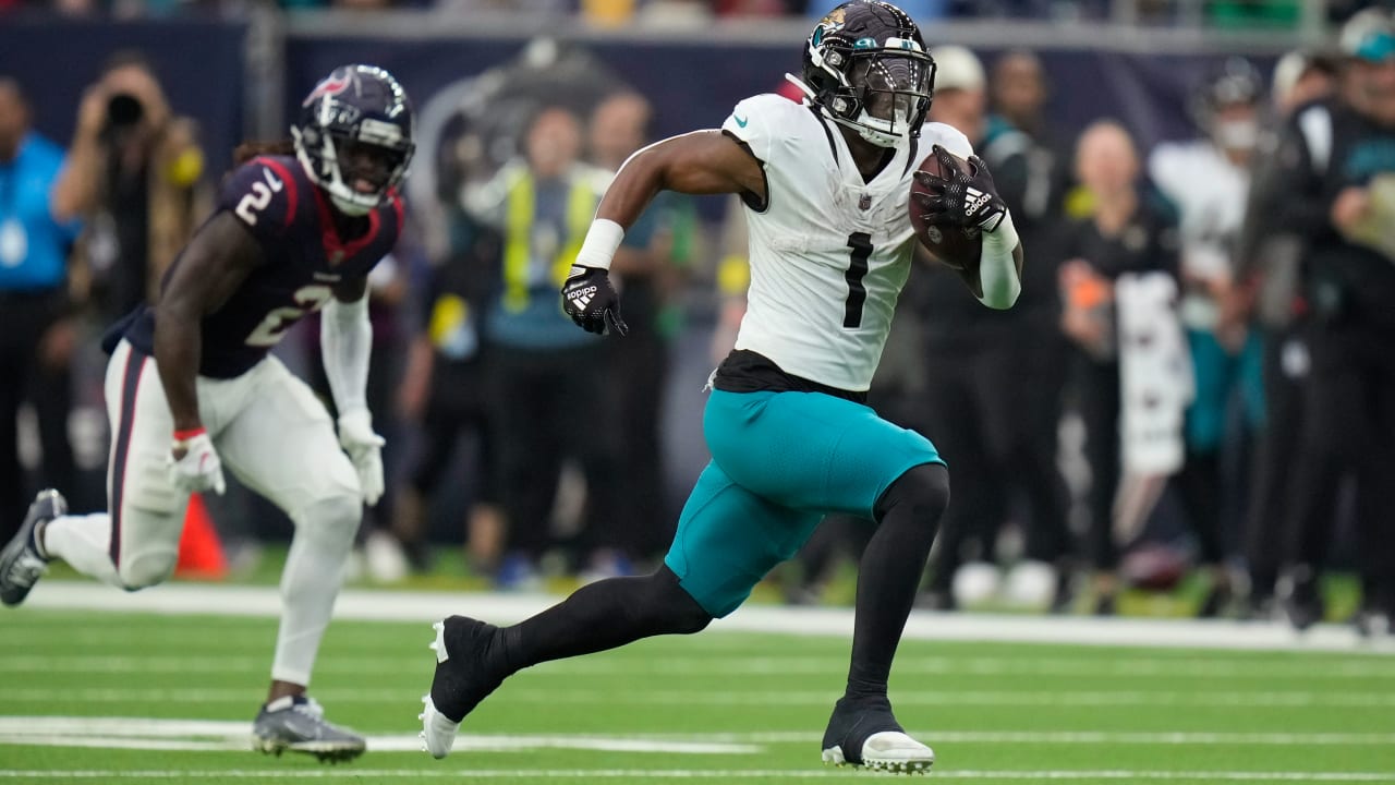 Can't-Miss Play: Jacksonville Jaguars running back Travis Etienne's 62 ...
