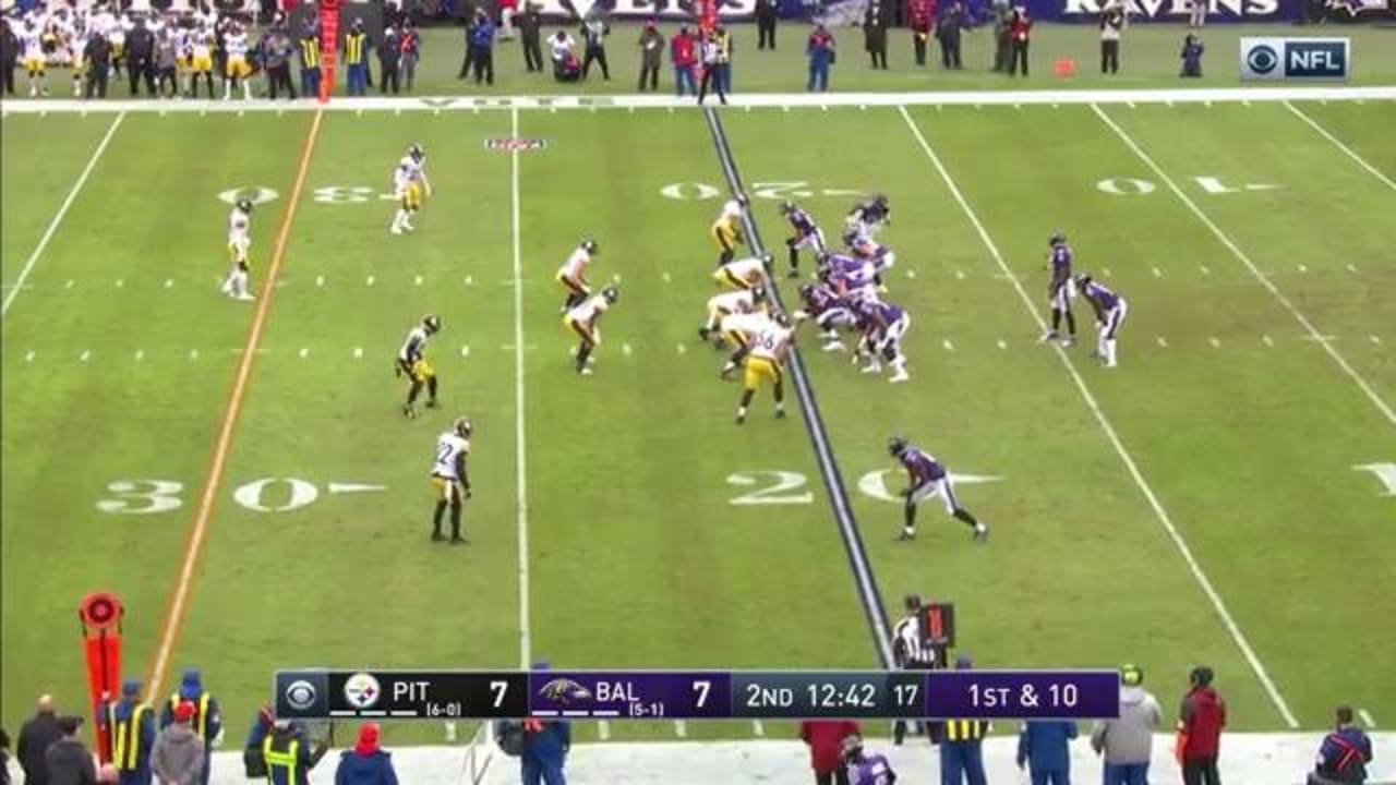 Baltimore Ravens running back Gus Edwards transforms into freight train ...