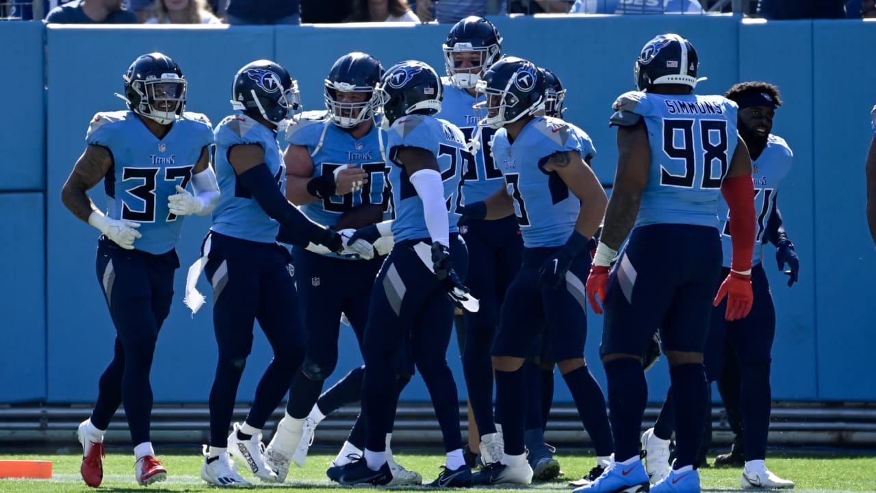 Can't-Miss Play: 76-yard TD! Tennessee Titans defensive back Andrew ...