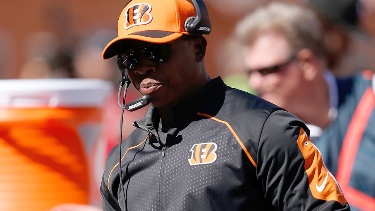 Dolphins hire Vance Joseph as defensive coordinator