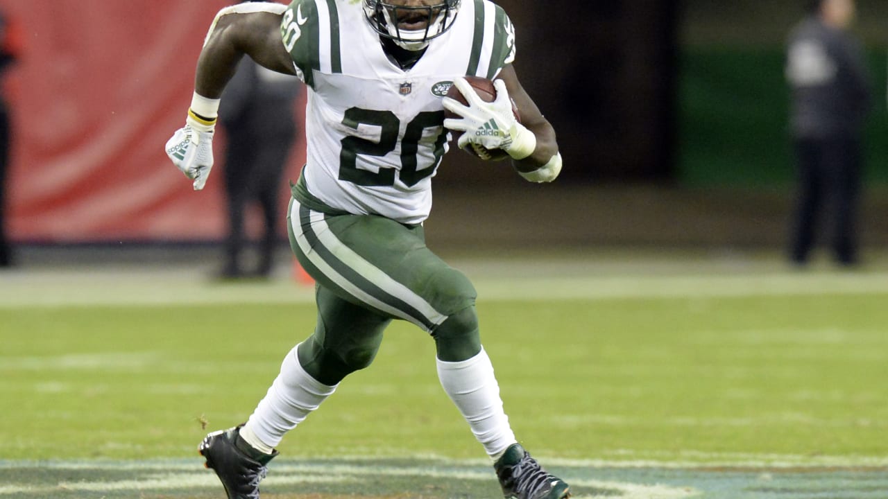 Isaiah Crowell tears Achilles; Doug Martin re-signs