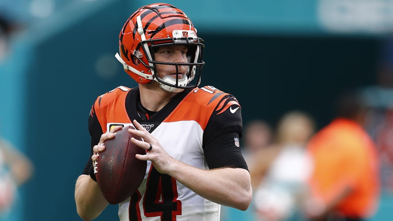Warner: Dalton appears to embrace backup role with 'Boys