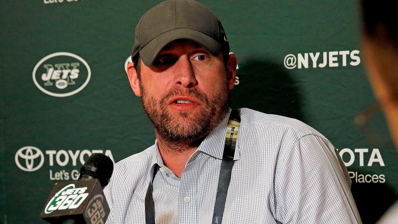 Adam Gase denies power struggle with ex-Jets GM