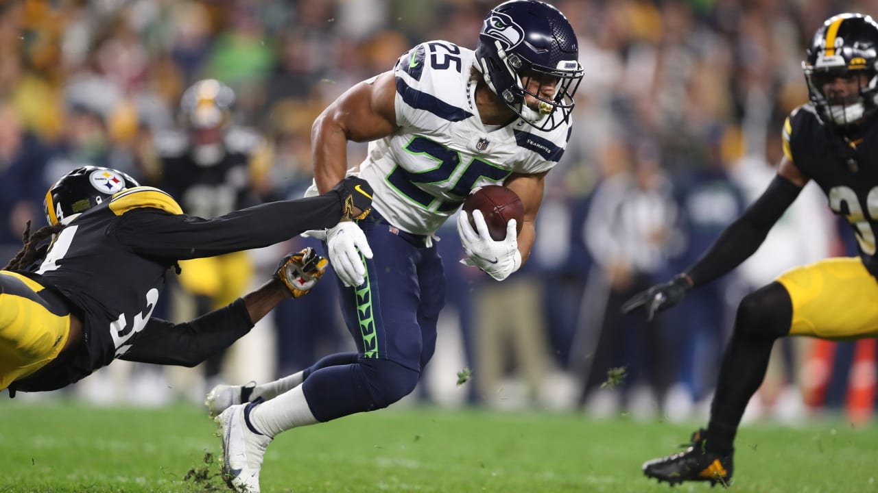 Seattle Seahawks running back Travis Homer breaks multiple tackles on ...