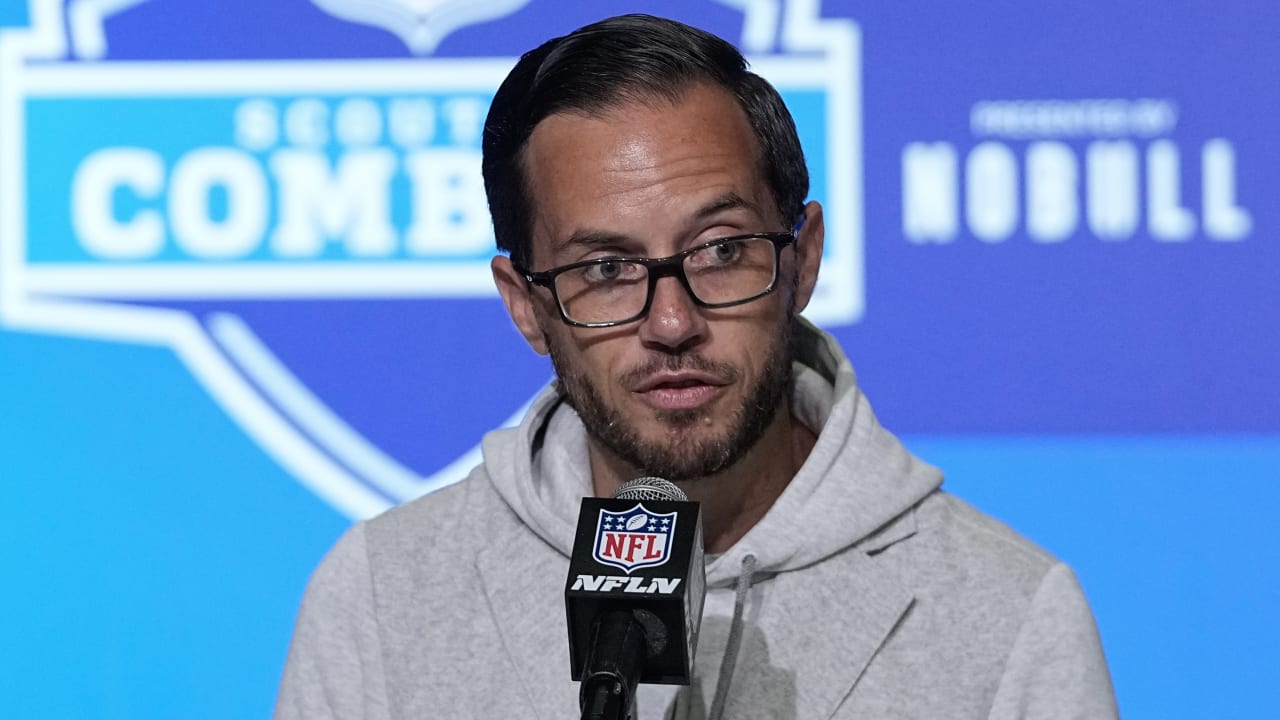 Miami Dolphins head coach Mike McDaniel's press conference during NFL ...