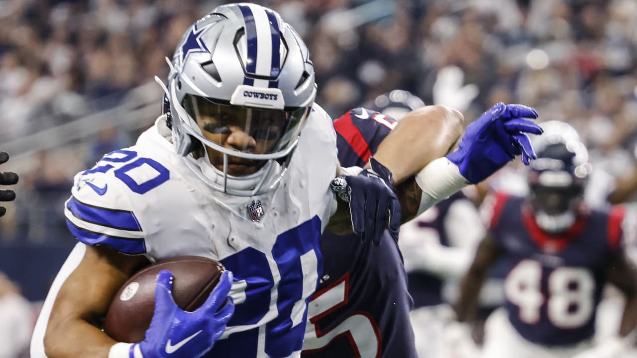 Dallas Cowboys running back Tony Pollard wins race to pylon for 11-yard ...