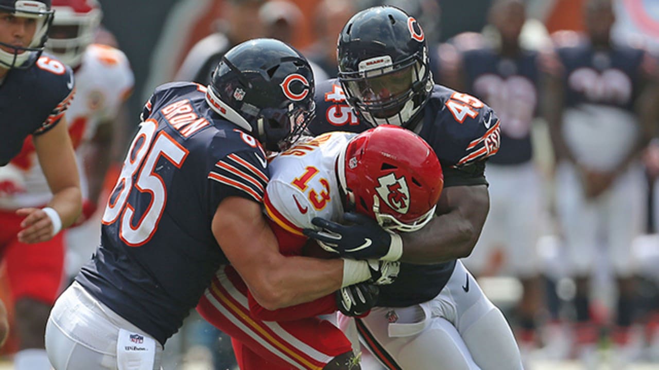 De'Anthony Thomas jukes several Bears on 36-yard punt return