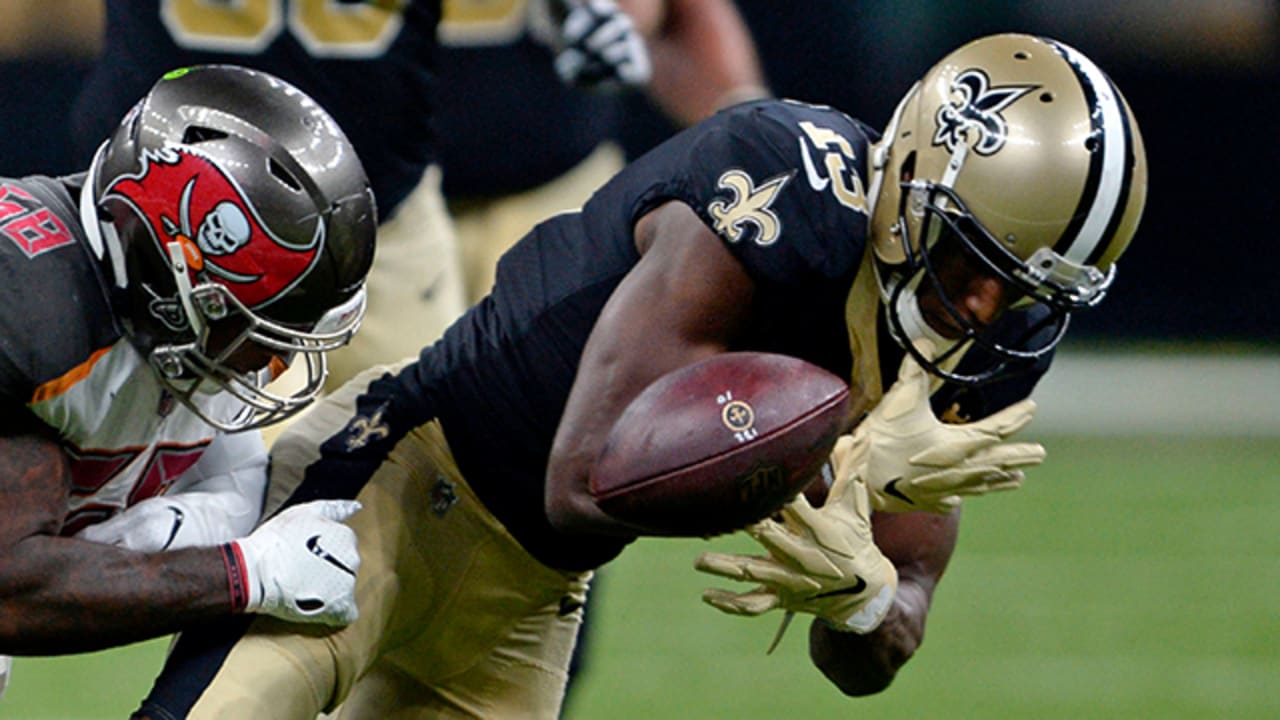 Michael Thomas fumbles while stretching for more yards, Browns recover