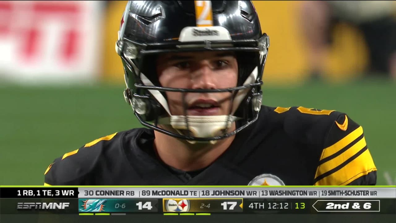 Conner bowls over defenders and extends ball over goal-line on tough TD